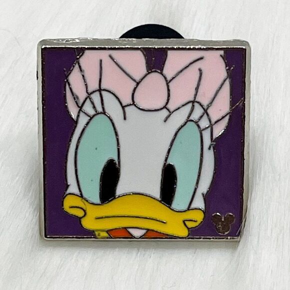 Disney | Jewelry | 525 Disney Purple Daisy Duck Pin | Poshmark